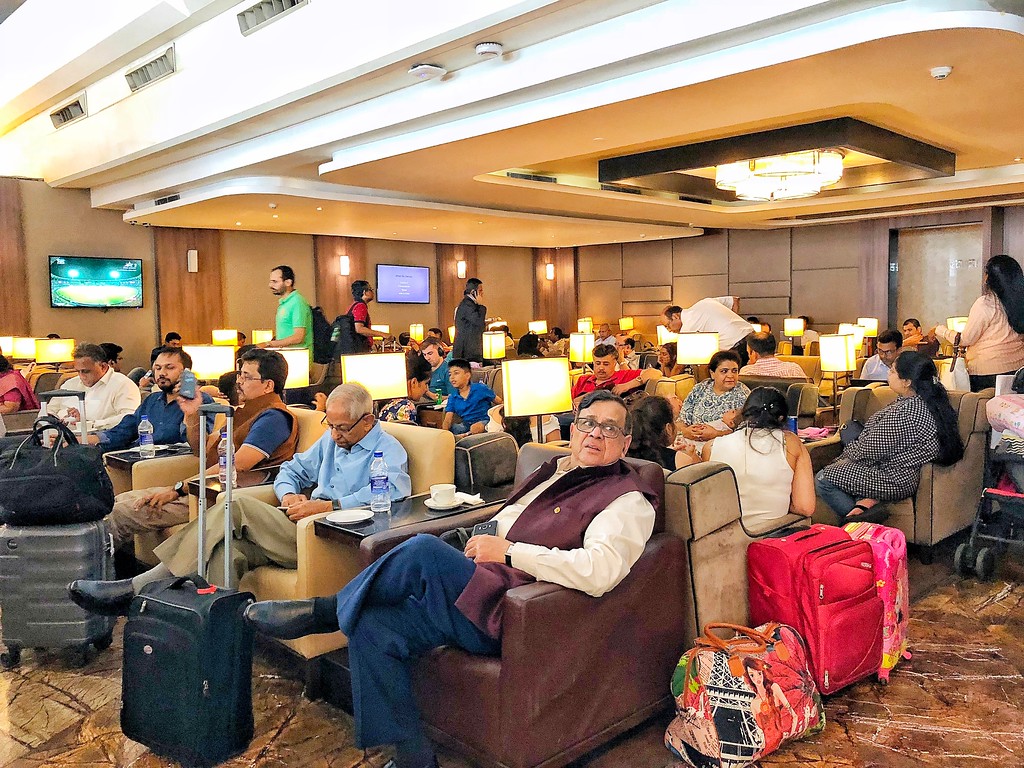 PP12 - Live from a Lounge