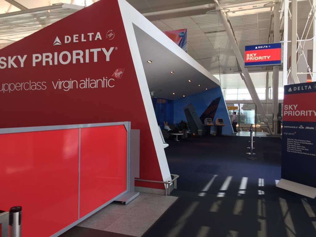 Counting my Airline Status Blessings (on a 50-hour economy class trip ...