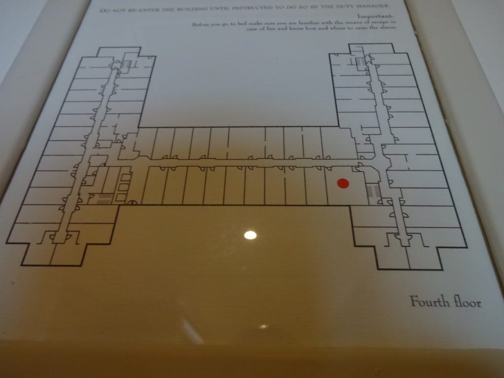 Room_Floor map - Live from a Lounge