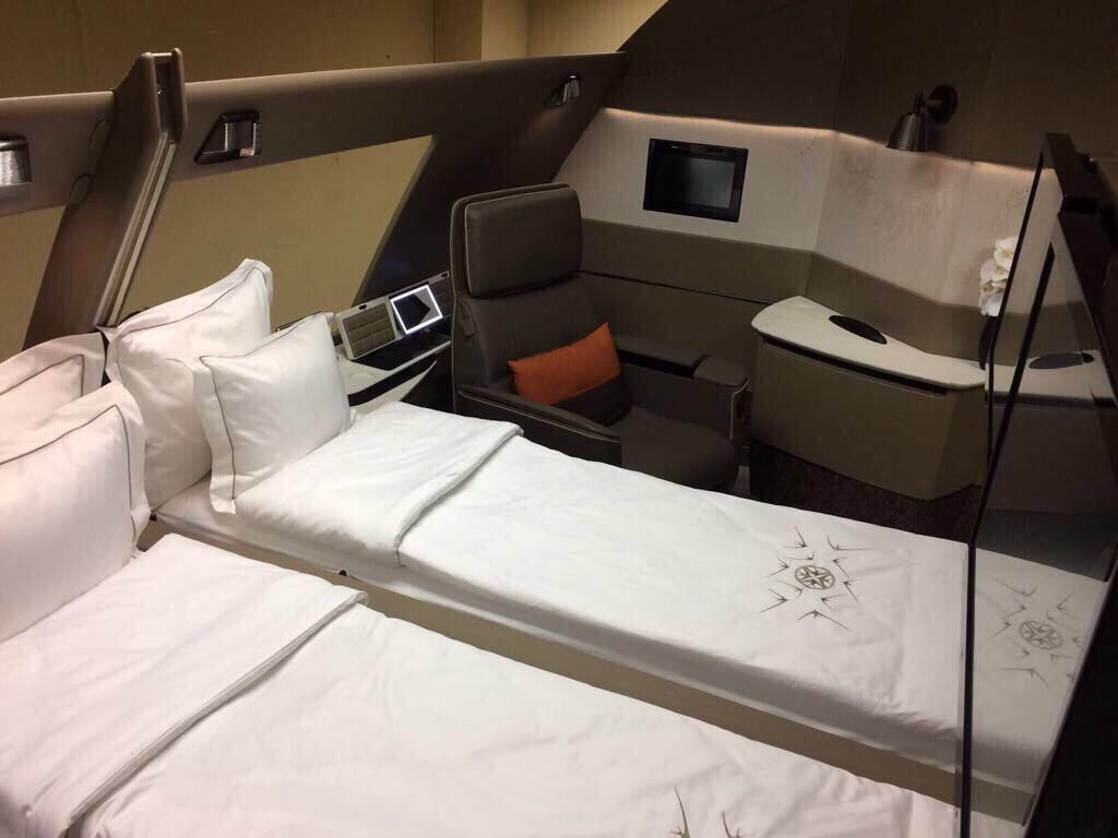 The new Singapore Airlines Suites (maybe)! - Live From A Lounge