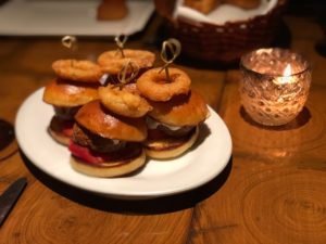 Review: The Table, Colaba, Mumbai - Live From A Lounge