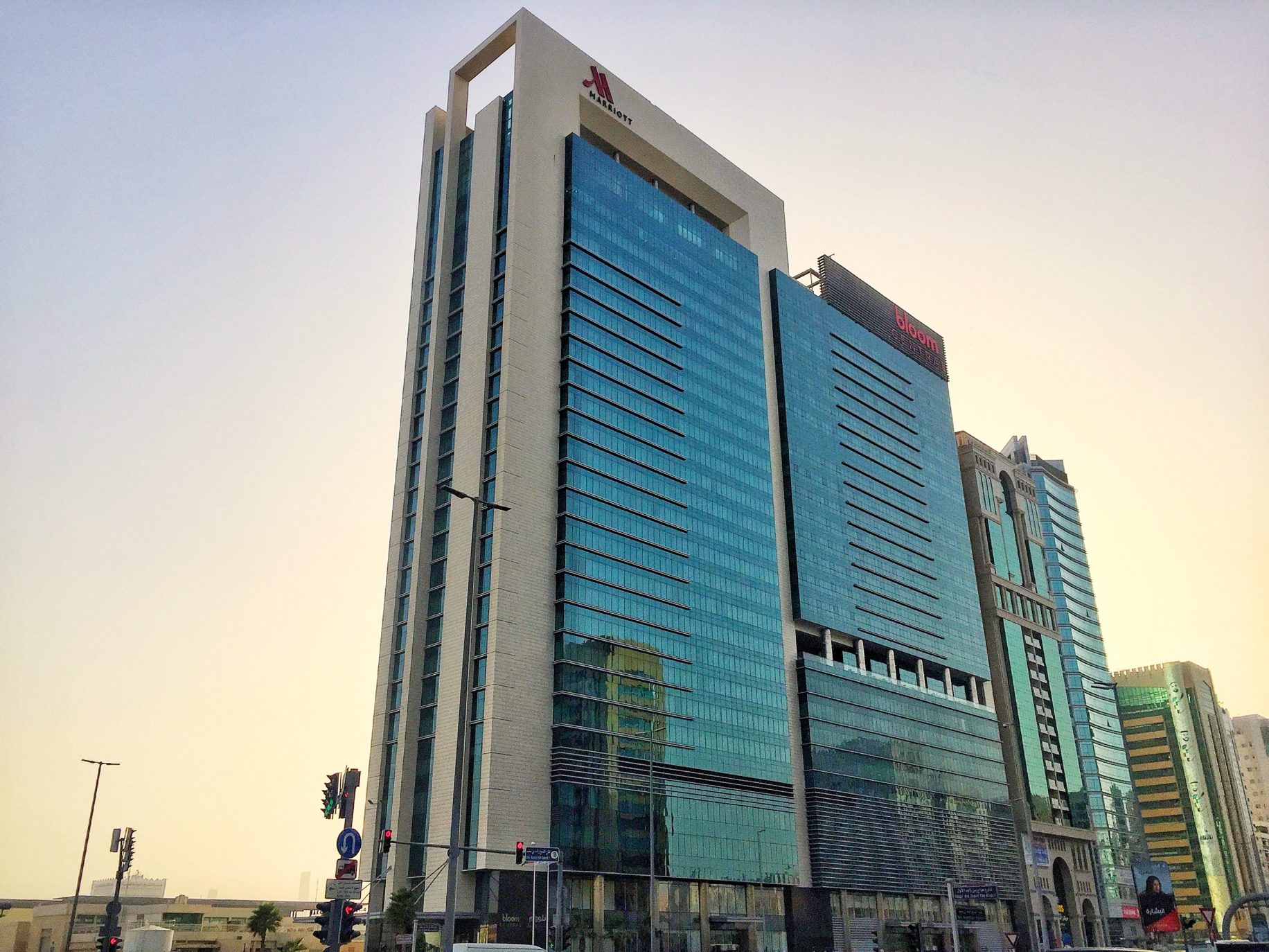 Review: Hotel Marriott Downtown, Abu Dhabi - Live From A Lounge
