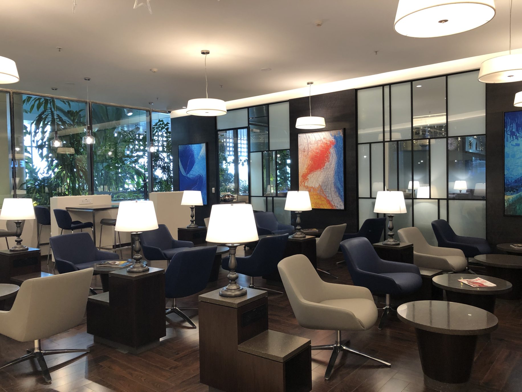 Inside the American Express Airport Lounge Mumbai Terminal 2 - Live ...