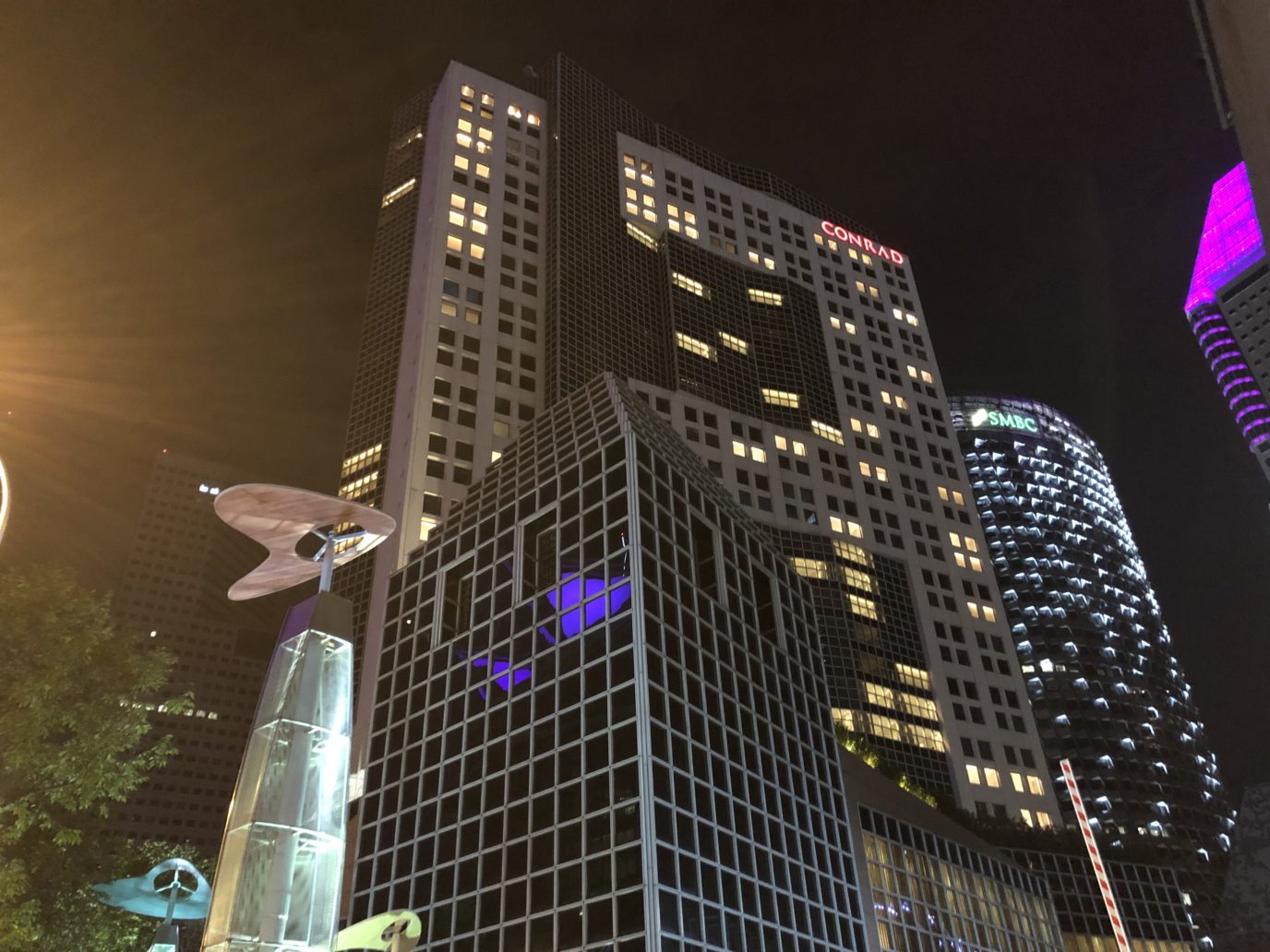 Review: Conrad Centennial Singapore - Live from a Lounge