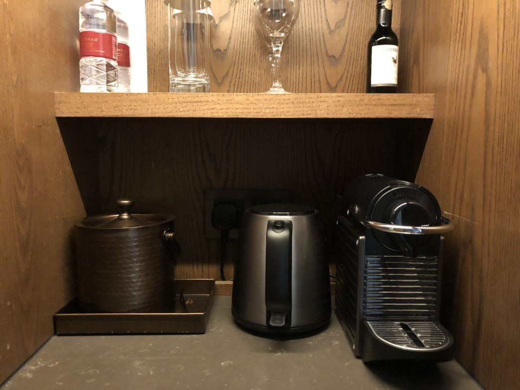 Review: Conrad Centennial Singapore - Live from a Lounge