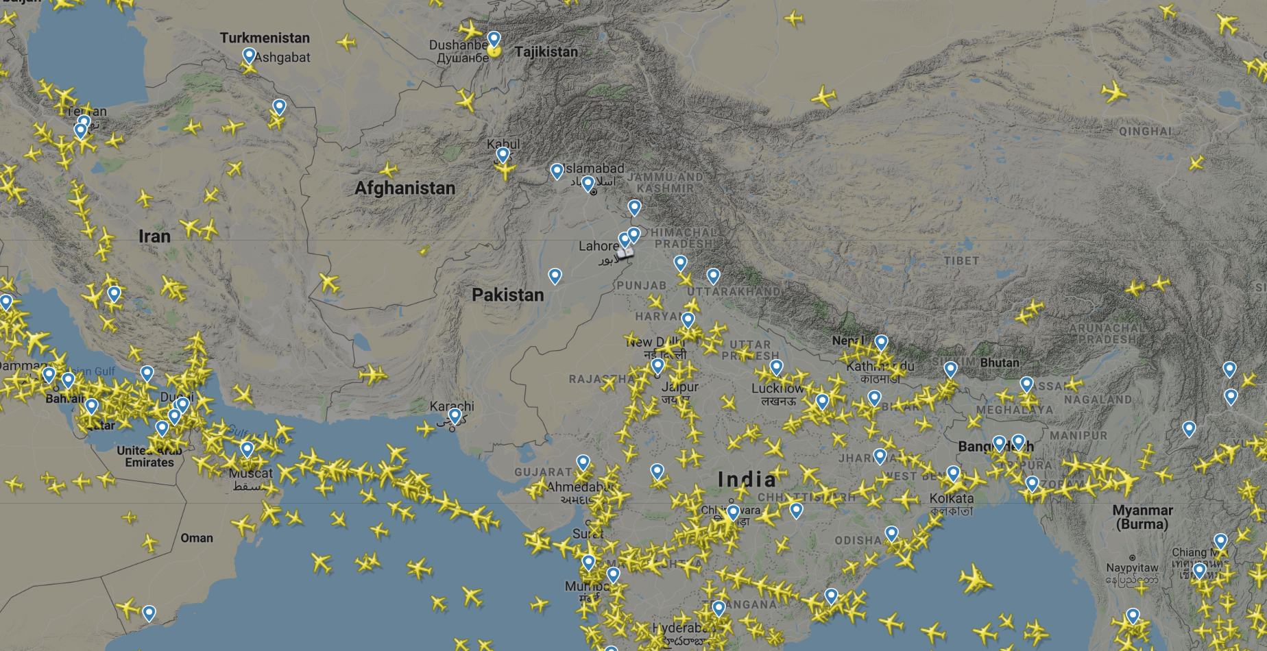 Airspace Closure over Pakistan affecting flights - Live from a Lounge