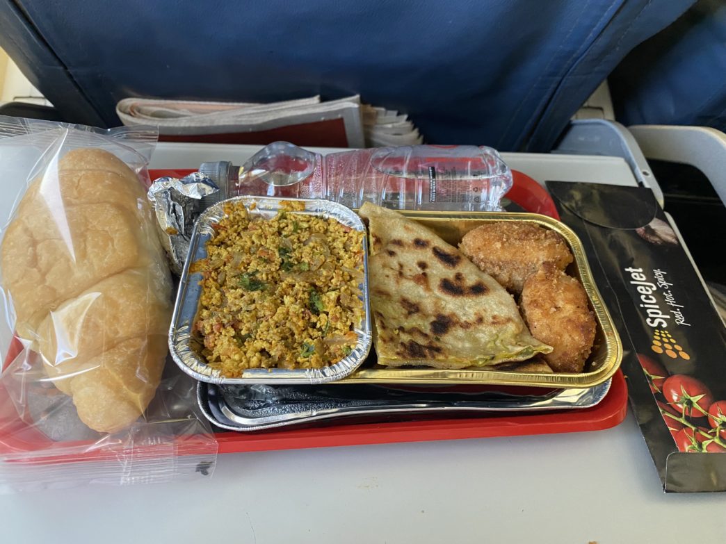 Whatever happened to Vistara's Premium Meal Service? - Live From A Lounge
