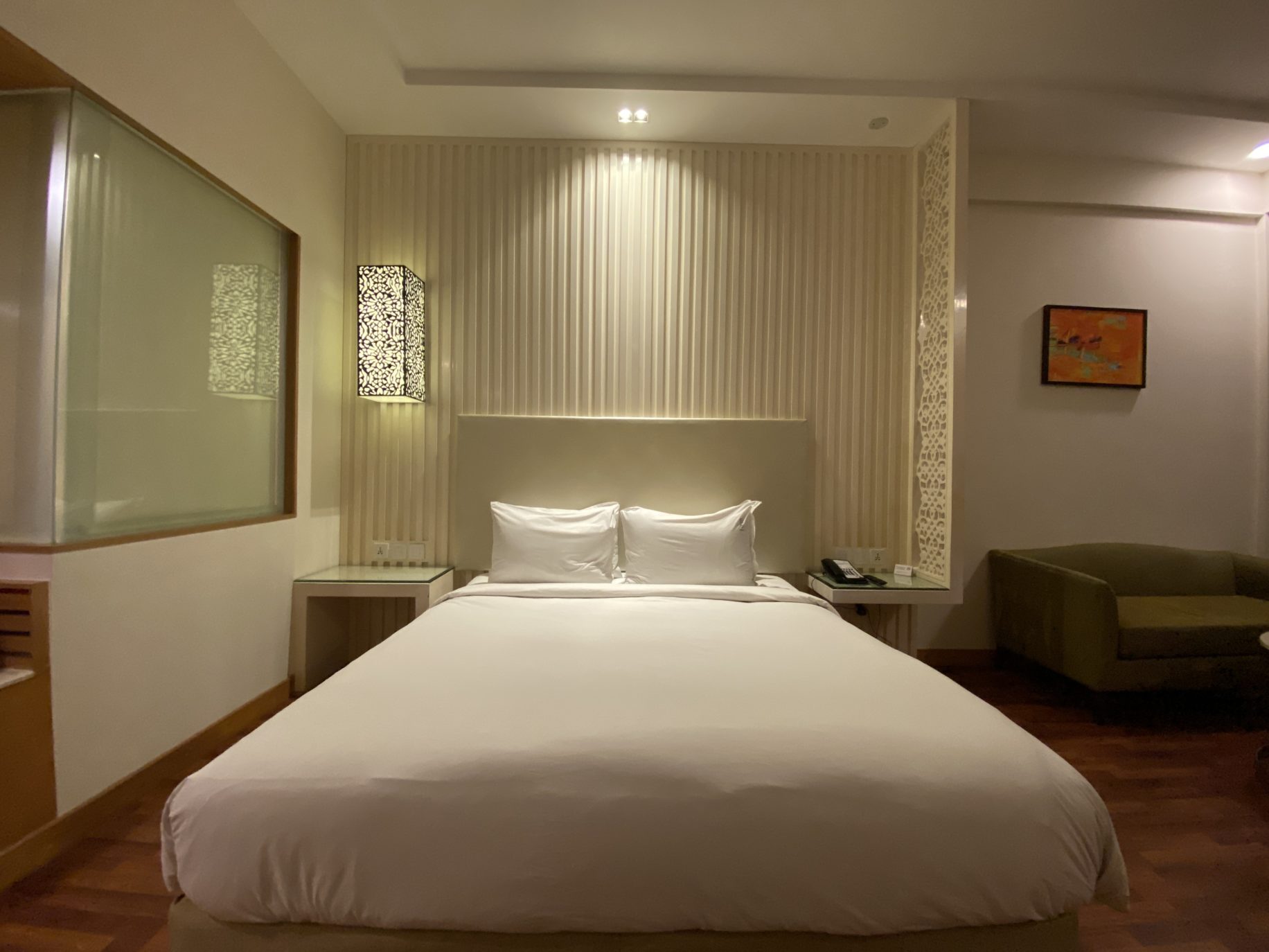 Hotel Review: Holiday Inn Amritsar Ranjit Avenue - Live from a Lounge