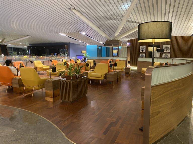 080 Lounge Bangalore: Exceeds all expectations - Live From A Lounge