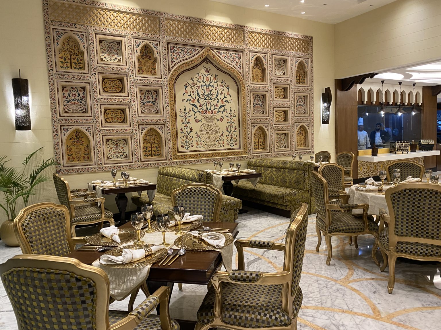 A long weekend at the Taj Hotel and Convention Centre, Agra - Live from ...