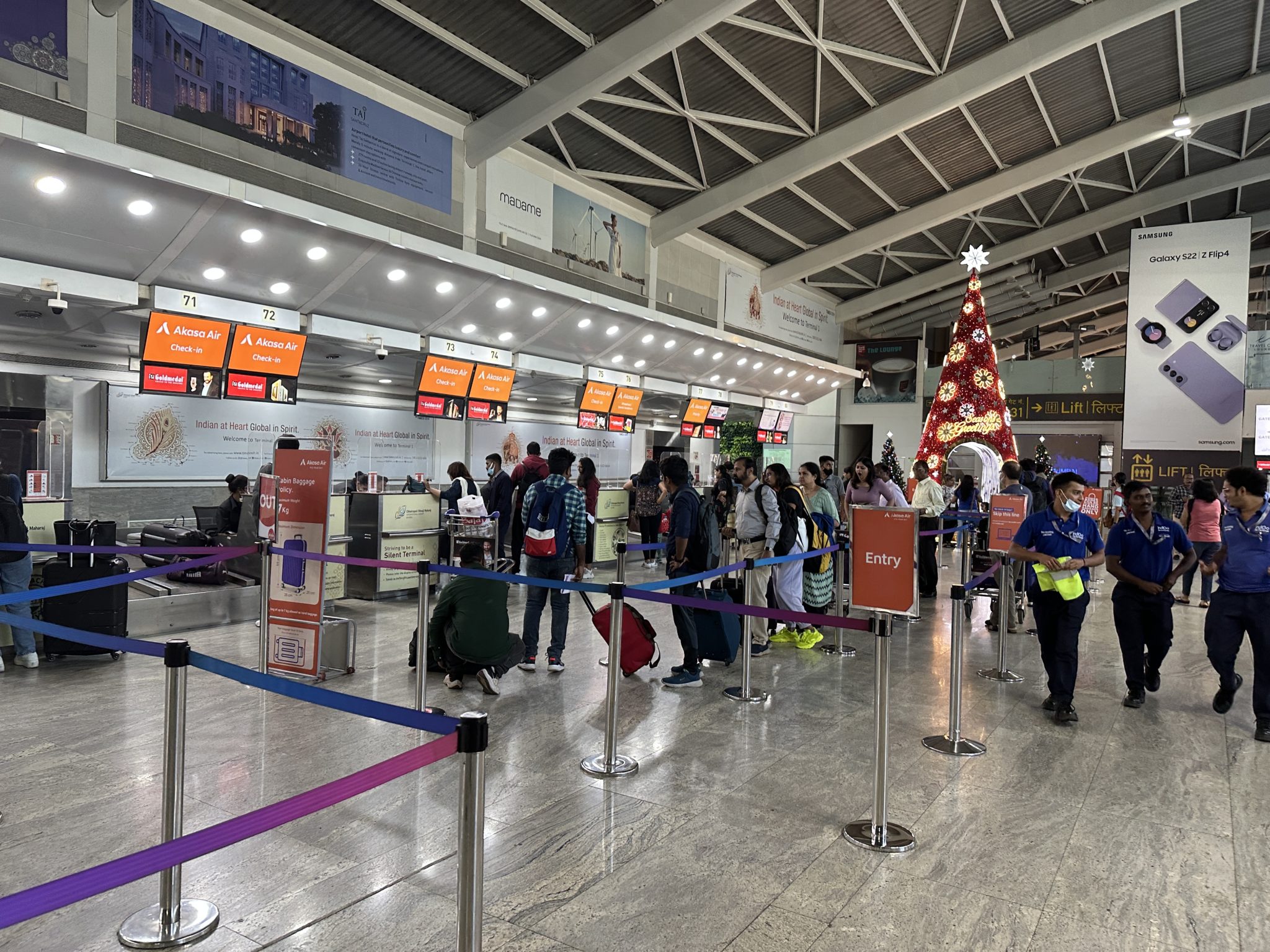 Review: Akasa Air A++ Cabin (flying between Mumbai and Delhi) - Live ...