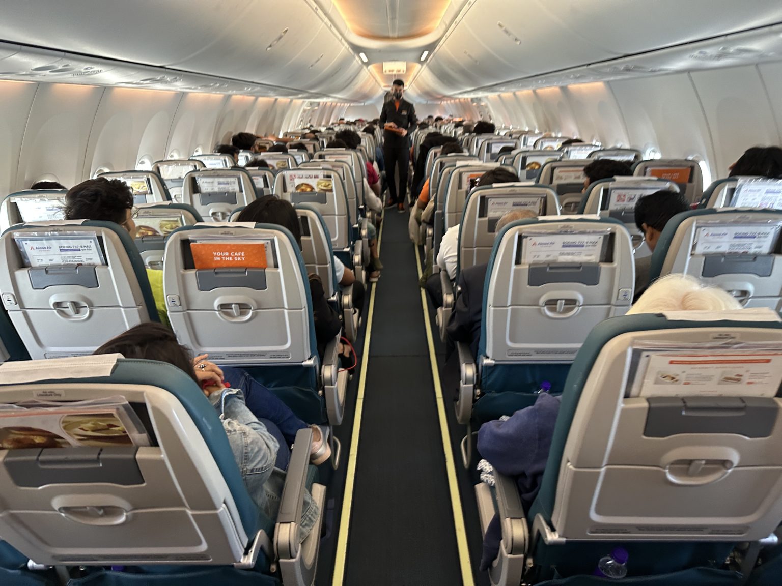 Review: Akasa Air A++ Cabin (flying between Mumbai and Delhi) - Live ...