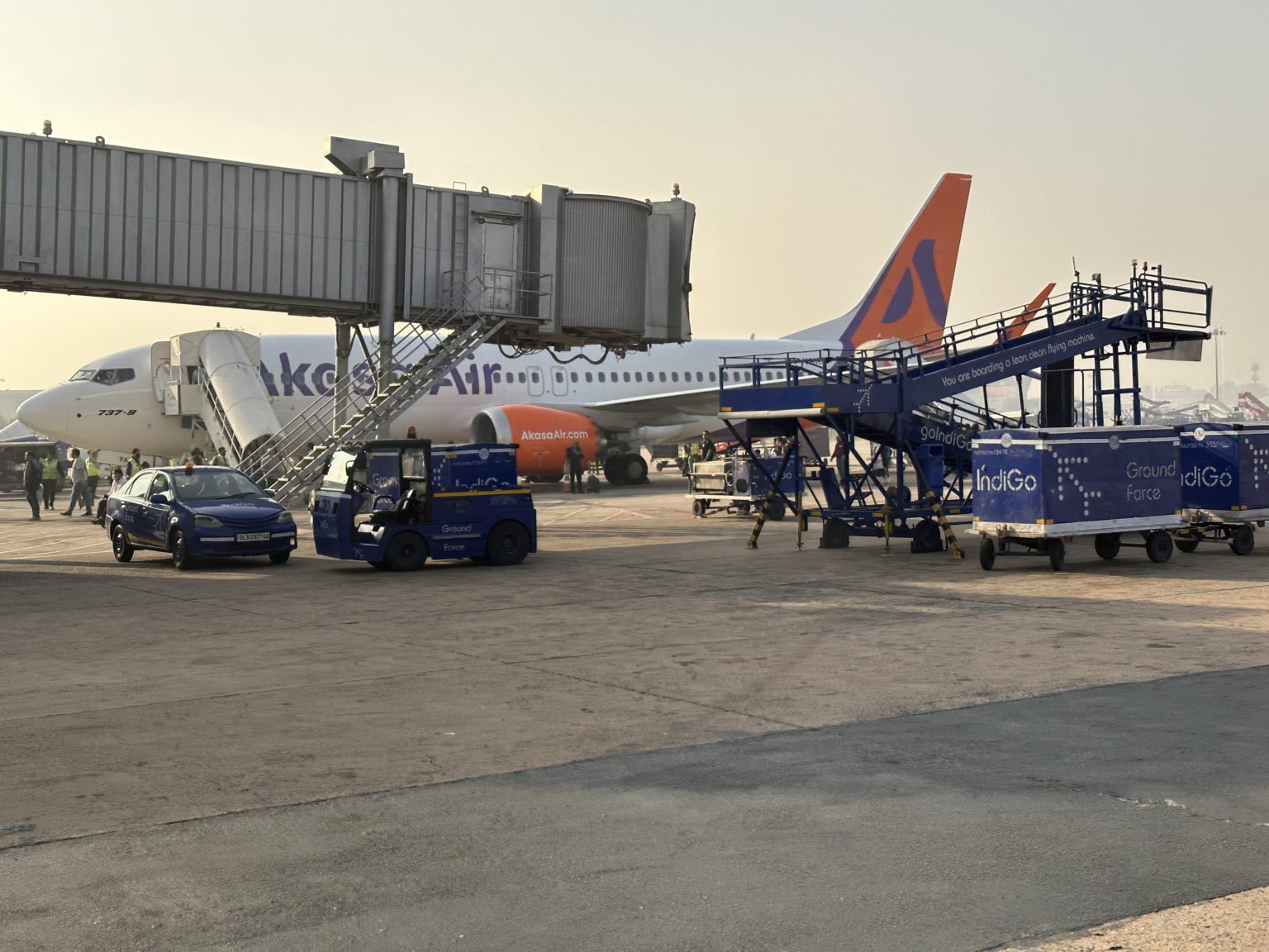 Review: Akasa Air A++ Cabin (flying between Mumbai and Delhi) - Live ...