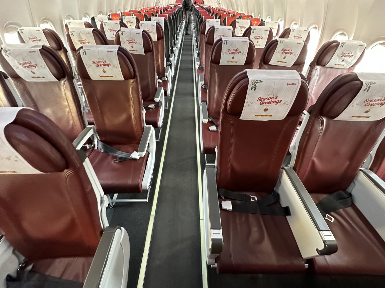 What is it like to fly a SpiceJet Boeing 737 MAX in 2023? - Live from a ...