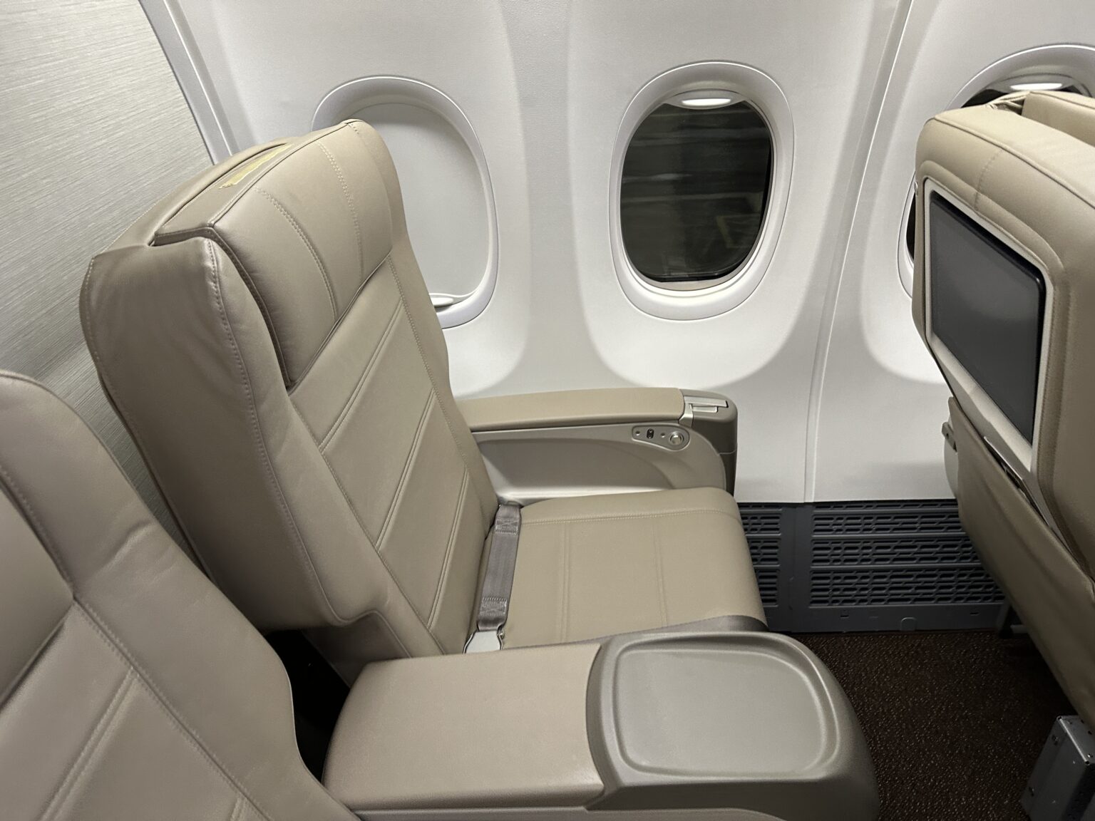 Air India Express launches Biz Class on newly inducted Boeing 737 MAX ...