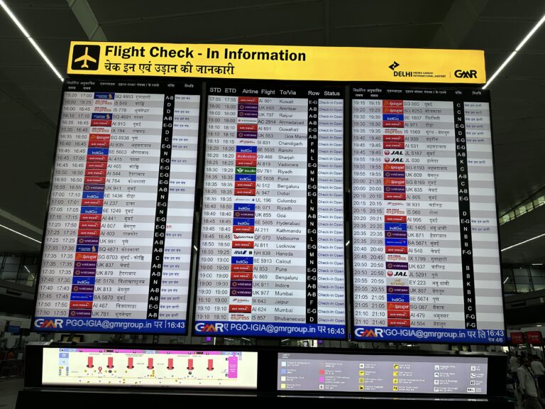 Review: Air India Airbus A350 Business Class - Live from a Lounge