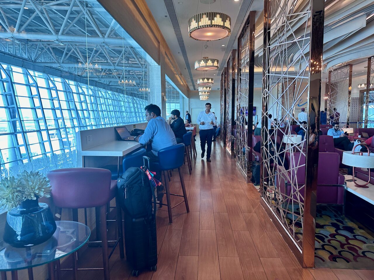 Review: TFS Travel Club, Chennai Airport Lounge, Terminal 4 Domestic ...