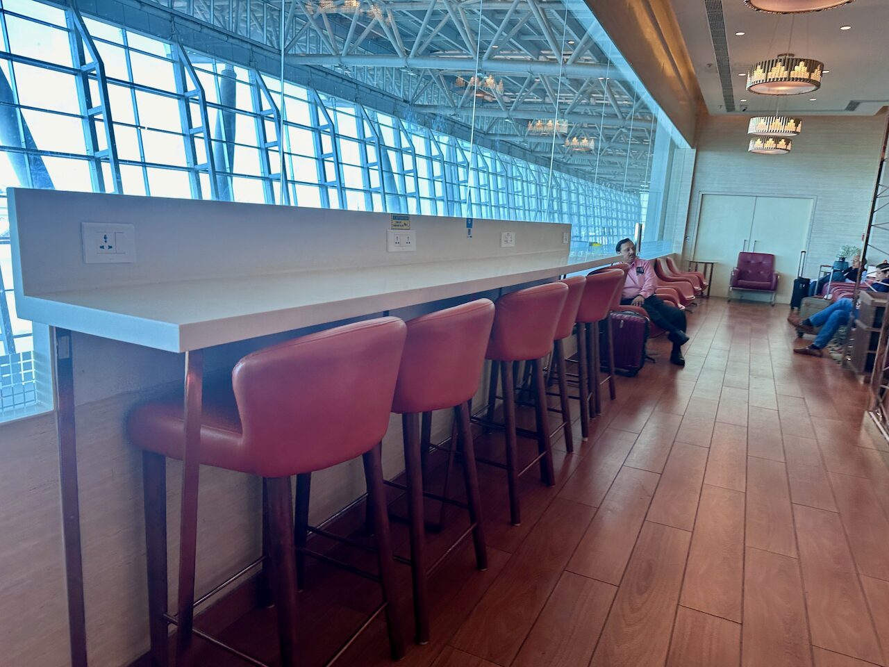 Review: TFS Travel Club, Chennai Airport Lounge, Terminal 4 Domestic ...