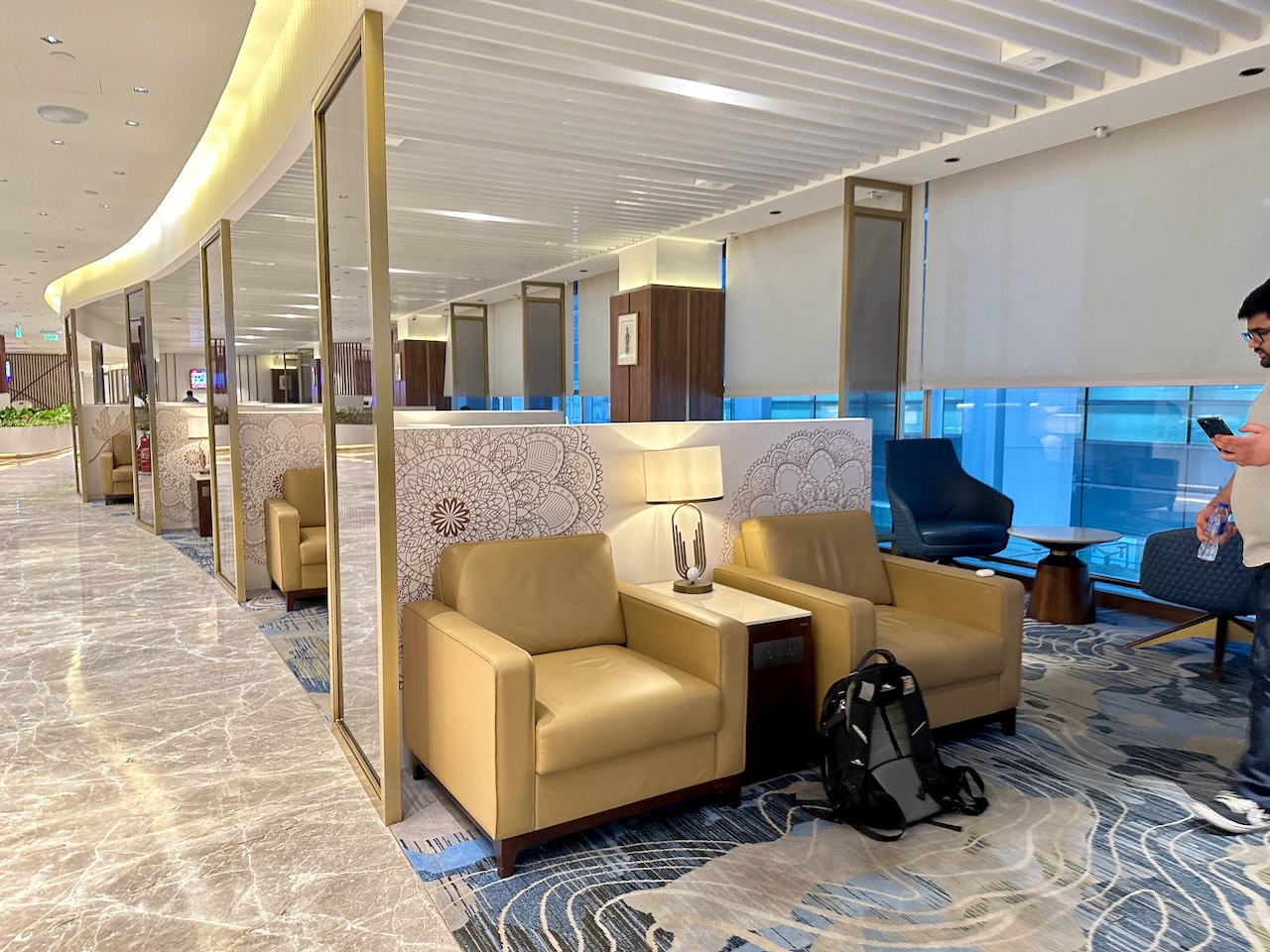 Review: Encalm Privé Lounge, Delhi Airport Terminal 3 (International ...
