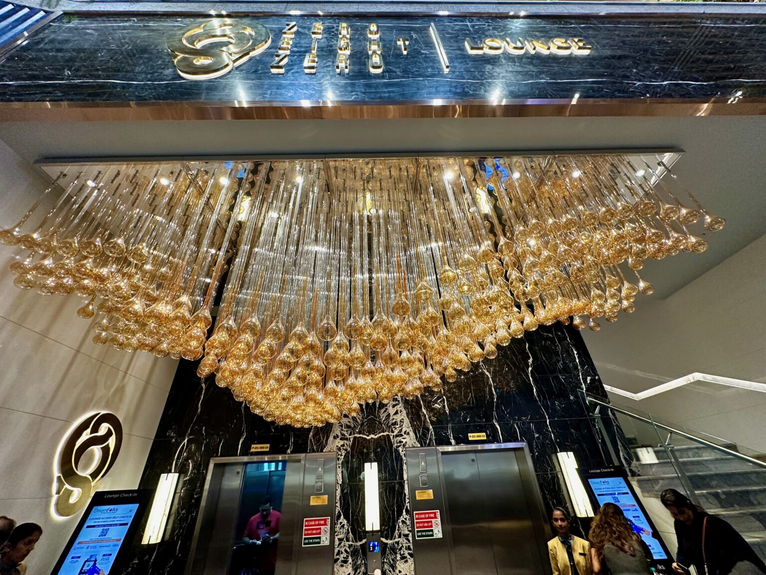 Review: 080 Lounge, Terminal 2, Bengaluru Airport Domestic - Live From ...